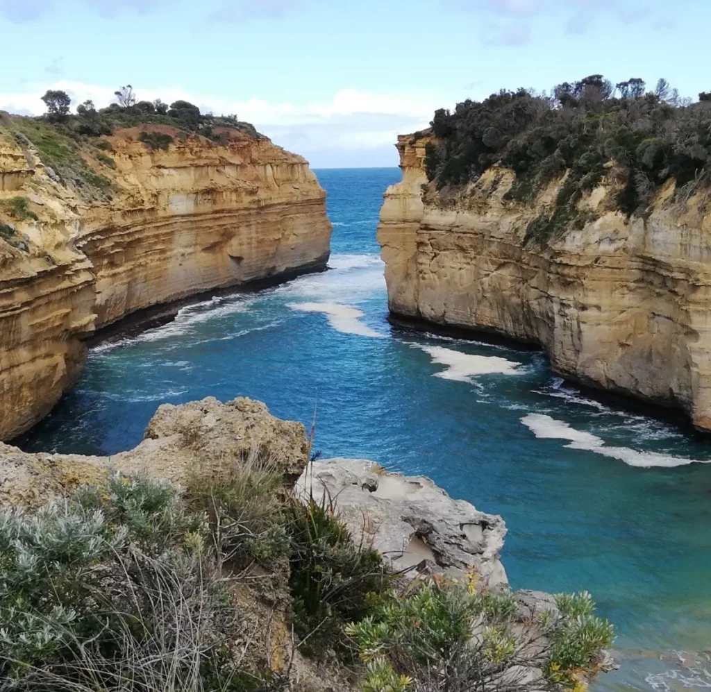 Historical Shipwrecks Along the Coast of the Great Ocean Road